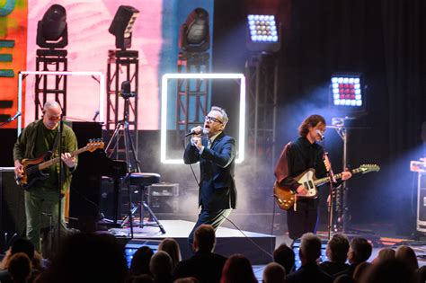 Concert Review The National Proves Its Still An Indie Powerhouse