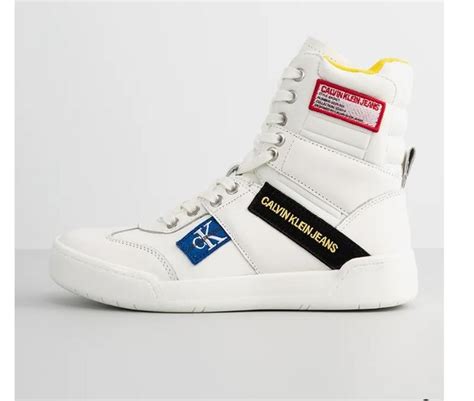 Хайтопи Calvin Klein — ціна 3400 грн у каталозі Кросівки Купити жіночі
