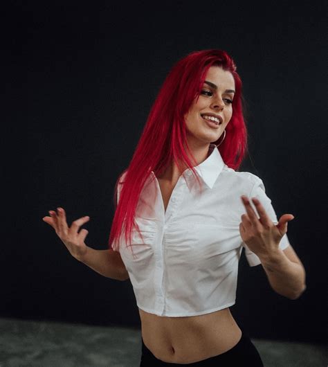 Anna Gazanis Rinfluencernsfw