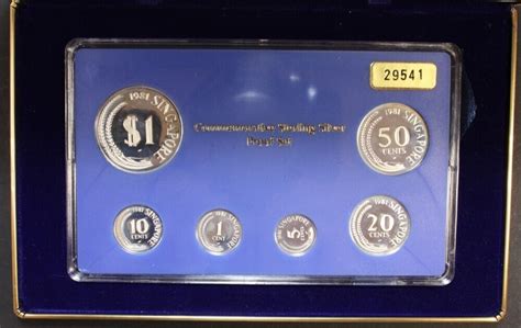 Singapore 1981 Silver Proof Coin Set Sterling And Currency