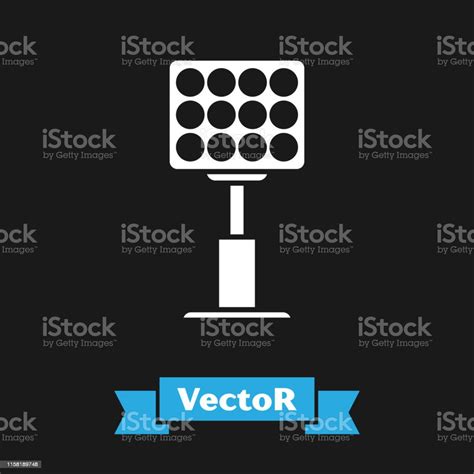 흰색 밝은 경기장 조명 아이콘 검은 색 배경에 격리 축구장에 스포트라이트 투광 조명 조명 프로젝터 벡터 일러스트레이션 0명에 대한 스톡 벡터 아트 및 기타 이미지 Istock