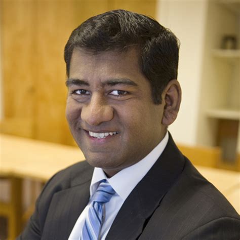 Karthik Krishnan Damore Mckim School Of Business