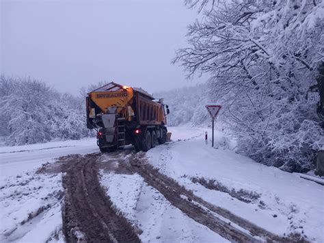 Затвориха за камиони пътя Слънчев бряг Обзор