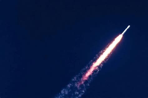 Япония зафиксировала запуск из КНДР баллистической ракеты большой дальности