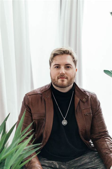 Justin Wetch Read Poetry