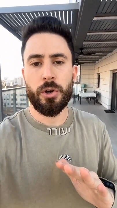 הוא צודק לגמרי בחורות של היום מחפשות פרובוקציה זולה פי לבוש שלהם Youtube