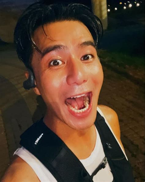 郭彥均騎車不慎受傷！ 「身上2鮮紅傷口」傷勢曝光：見紅好兆頭 Ettoday星光雲 Ettoday新聞雲