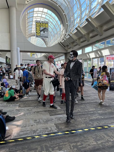 Sdcc 2023 Cosplay Nightmares Before Xmas And League Of Their Own In