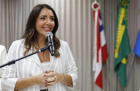Magistrada Rebeca Aguiar Pires Empossada Titular De Barreiras Tribunal Regional Do Trabalho