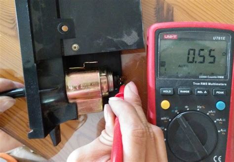 Why Car 12 Volt Cigarette Socket Doesnt Work Electronics Repair And Technology News