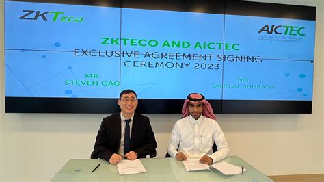 آيكتك تحصل على حق توزيع حصري لمنتجات Armatura في السوق السعودي