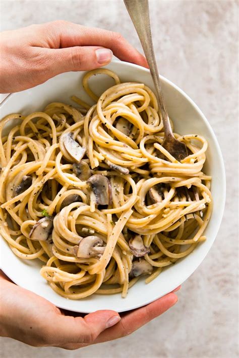One Pot Garlic Butter Parmesan Mushroom Pasta