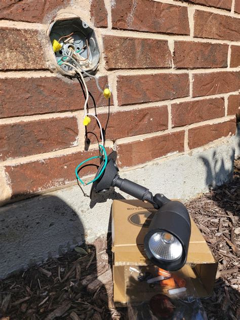 outdoor light fixture issue r homeimprovement