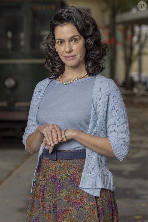 Esses 22 Looks De Garota Do Momento São Um Raio X Certeiro Da Moda