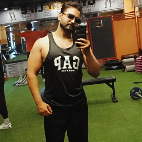 Khan Baba 🎖️ Moeezkhan333 • Threads Say More