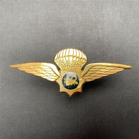 Portugal Commando Parachute Basic Qualification Beret Badge Insignia