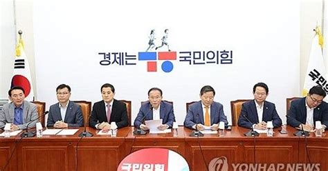 박대출 文 2019년 국민과 대화 때 조작 통계로 국민 속여