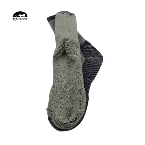 Womens Merino Wool Socks Thick Warm Athletic Crew Socks For Autumn