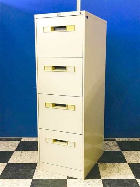 【中古】 B4 4 ウチダ Uchida 書庫その他 259276 中古オフィス家具ならオフィスバスターズ