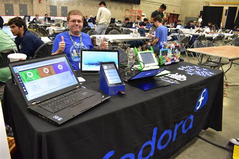 Fedora Returns To Hackmit 2017 Fedora Community Blog