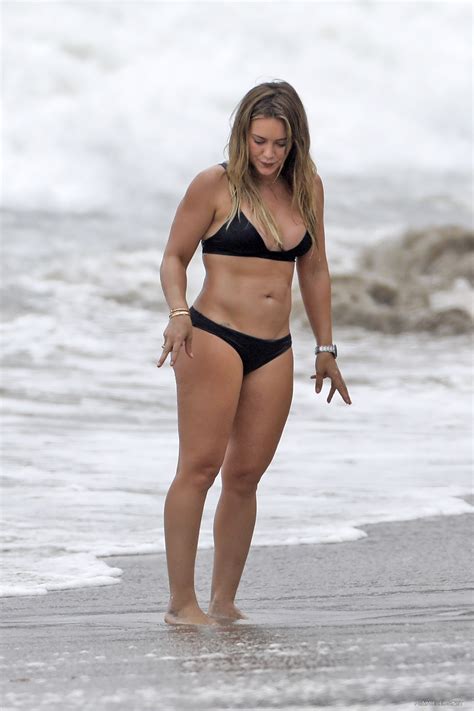 Hilary Duff Nude And Sexy Bikini Photos