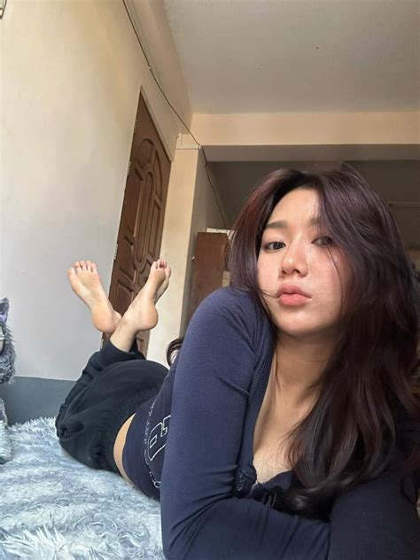 👸 𝐊𝐚𝐲 𝐋𝐚𝐲 🇲🇲 In 2025 Beautiful Christina Beautiful Women Videos Good Looking Women