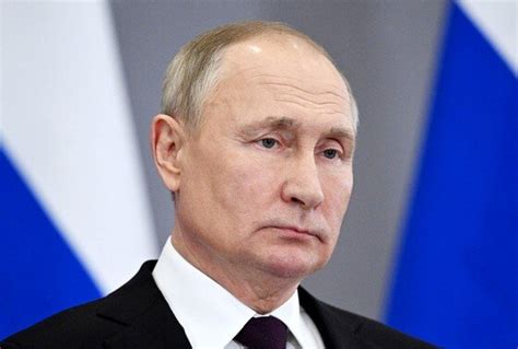 Путин разрешил лишать россиян приобретенного гражданства за дискредитацию Дзен