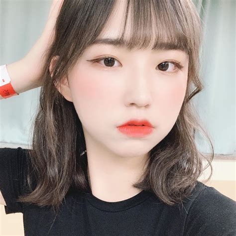강다영 On Instagram “축제눈 즐거웡 🤭‼️🥺💖”