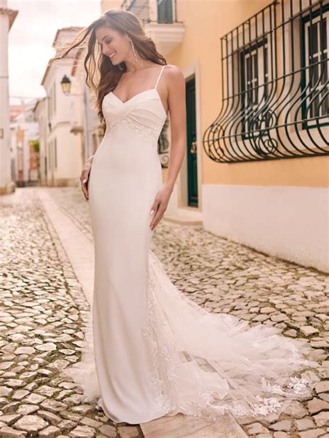Ivory Lace Wedding Dress Empire Waist