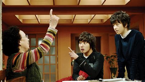 [특집] 뉴 레트로의 등장을 이야기하다 콘텐츠 대홍수 시대 왜 사람들은 20년 전으로 돌아갈까 응답하라 2000년대