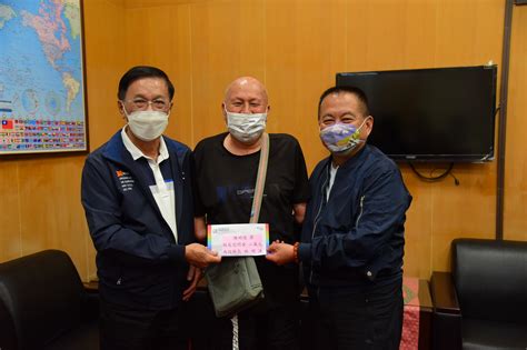 南投縣政府 Nantou County Government 林縣長視察屯原產業道路改善情形