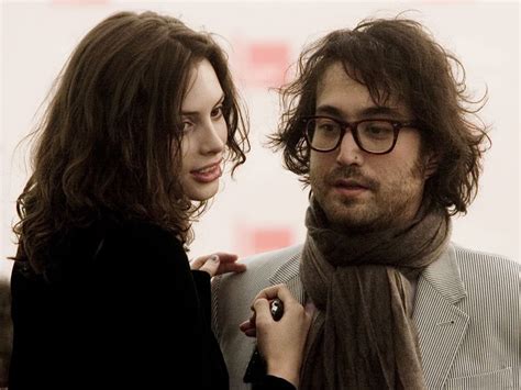 Sean Lennoncharlotte Kemp Muhl On Ghost Of A Saber Tooth Tiger