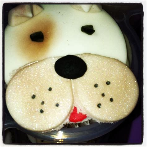 Bulldog Cupcakes