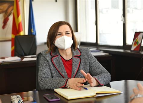 Средба на министерката Шахпаска со претставници на Здружението на родители на деца со церебрална