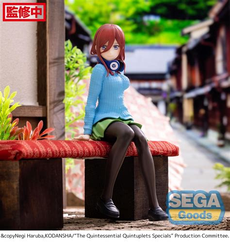 The Quintessential Quintuplets Specials Miku Nakano Premium Perching