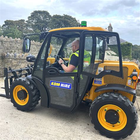 4m Compact Telehandler Perfect For Tight Spaces