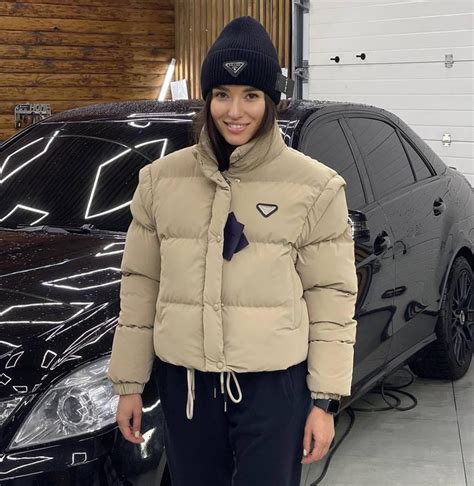 Куртка жилетка в стиле Prada — цена 4500 грн в каталоге Куртки Купить женские вещи по