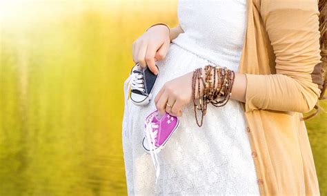 How The Sex Of Your Baby May Predict Pregnancy Complications Daily Mail Online