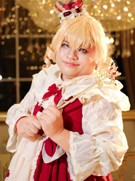 แม่สื่อแม่ชัก เนย สาวขี้เล่น วัย 31 ปี สูง 166 เนยเป็นคนหน้านิ่ง ถ้าไม่สนิทเหมือนจะหยิ่ง