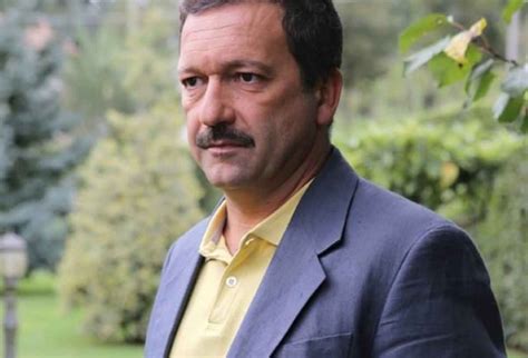 Francesco Procopio Chi è Il Comico Ospite Di Stasera Tutto è Possibile