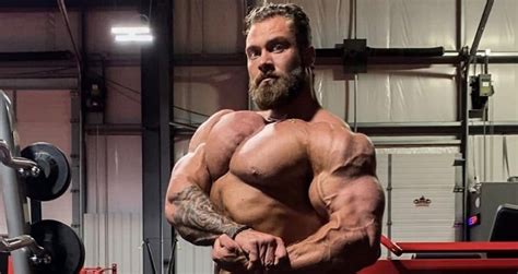 Chris Bumstead Gives Health And Physique Update 8 Weeks Out