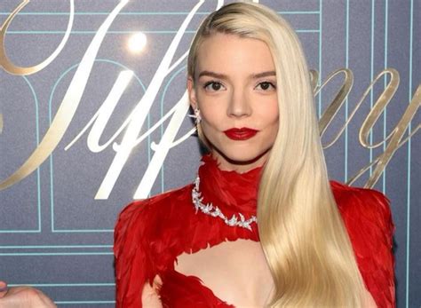 Anya Taylor Joy Shares Rare Swimsuit Photo Looking Lovely — Celebwell
