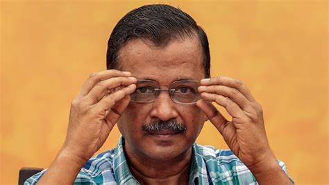 फिर मुश्किलों में केजरीवाल जानिए कब पेश होगी Cag की रिपोर्ट Aap सरकार