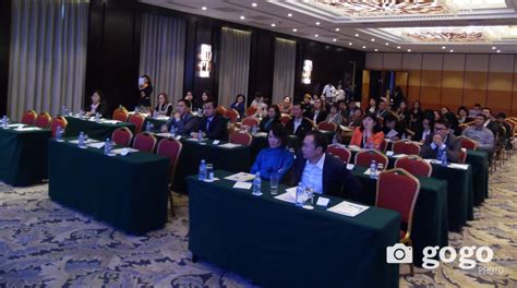 Мянга гаруй жижиг дунд бизнес эрхлэгч Reach төсөлд ханджээ