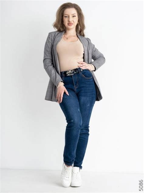 Жіночі стрейчеві джинси батальні розміри до 60 — ціна 749 грн у каталозі Джинси Купити жіночі