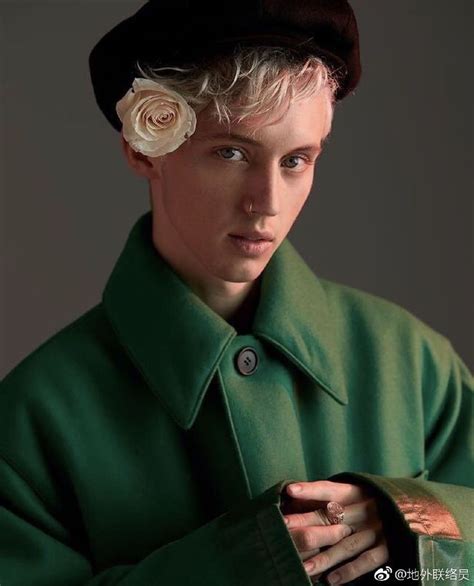 Pin By Jo On Troye Sivan Troye Sivan Photoshoot Troye Sivan Troye
