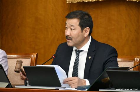 ТББХ Хууль тогтоолын төслүүдийг чуулганаар хэлэлцүүлэх эсэх асуудлыг шийдвэрлэв