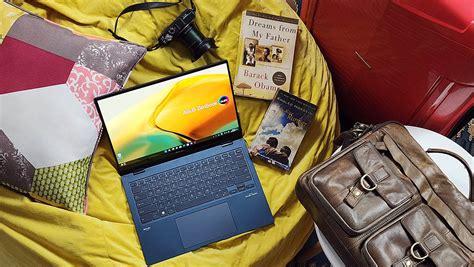 4 Reasons Why The ASUS Zenbook 14 Flip OLED Is An Ideal Laptop For On The Go Professionals