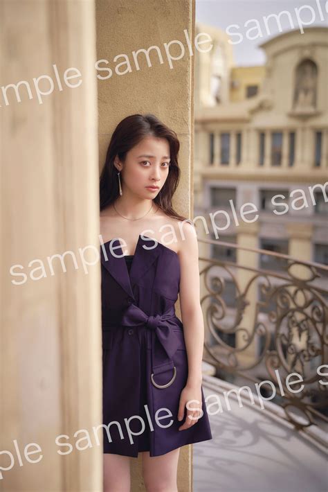 画像5 12 橋本環奈、色白美脚を大胆披露 5年ぶり写真集が発売前重版決定＆未収録カット公開＜カレイドスコープ＞ モデルプレス
