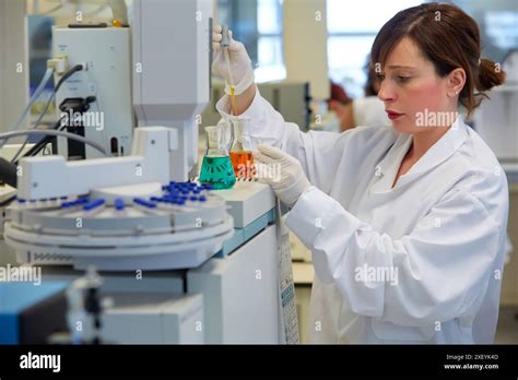 Gc Ms Gas Chromatograph With Mass Detector Analysis Of Organic
